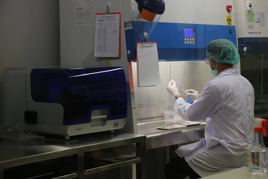 ทีมวิจัยจุฬาฯ เริ่มฉีดวัคซีนป้องกันโควิด-19 ชนิด mRNA ในลิง คาดเริ่ม ...