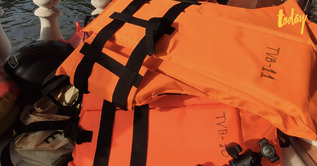 ‘เสื้อชูชีพ’ อุปกรณ์สำคัญ เพื่อความปลอดภัยทางน้ำ