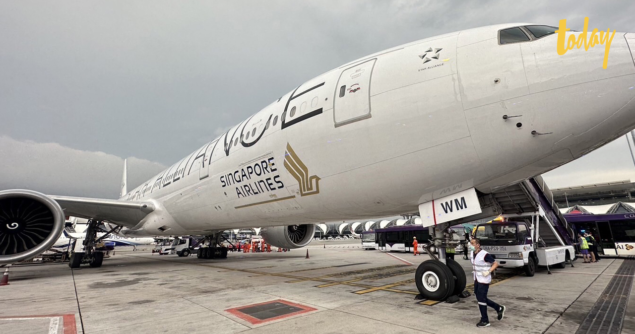 เที่ยวบิน SQ321 ‘สิงคโปร์แอร์ไลน์’ ขอลงจอดฉุกเฉินสุวรรณภูมิ ดับ 1 บาด ...
