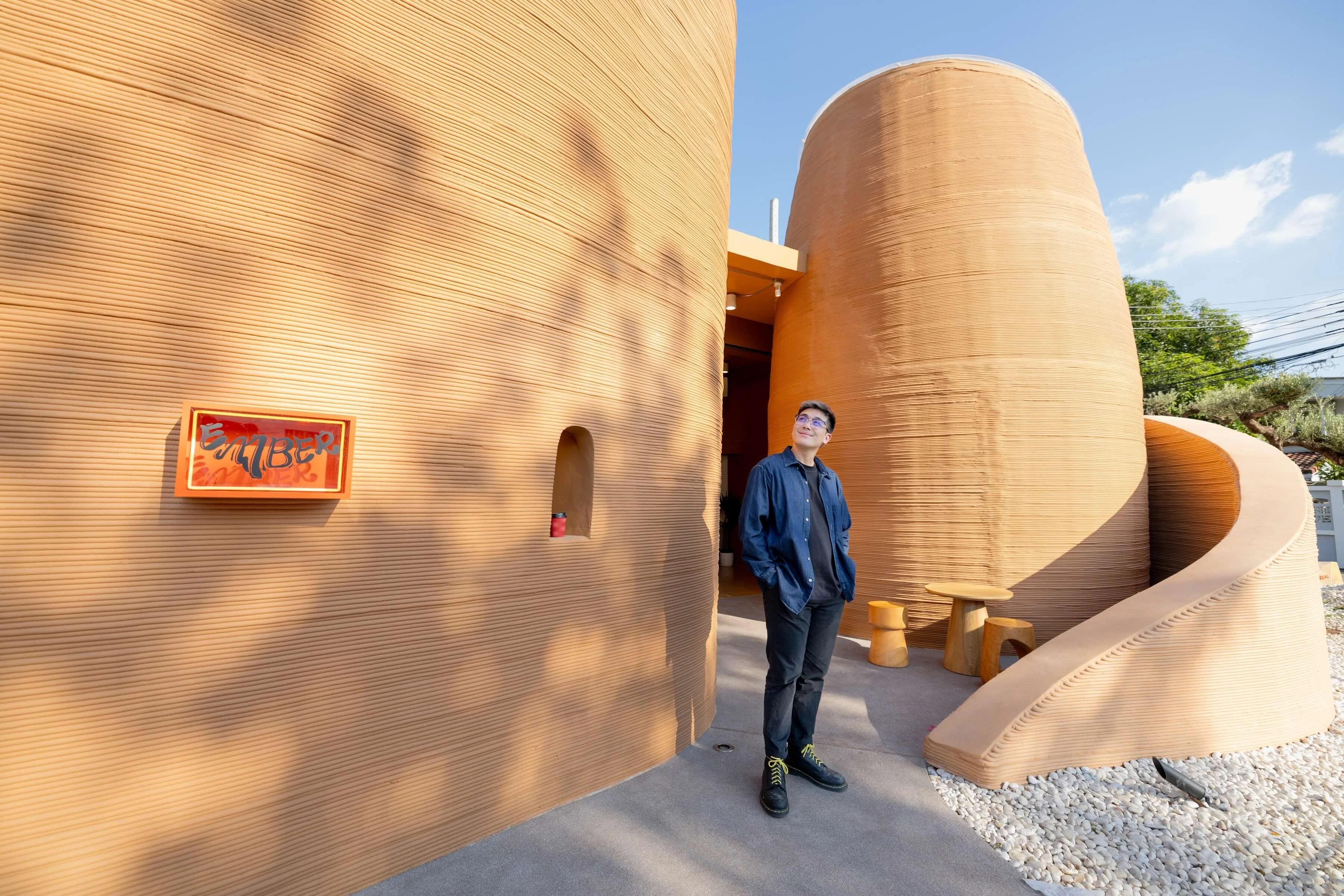 “Ember Cafe & Wine” สถาปัตยกรรมดีไซน์ด้วยจินตนาการ และแรงบันดาลใจจาก ...