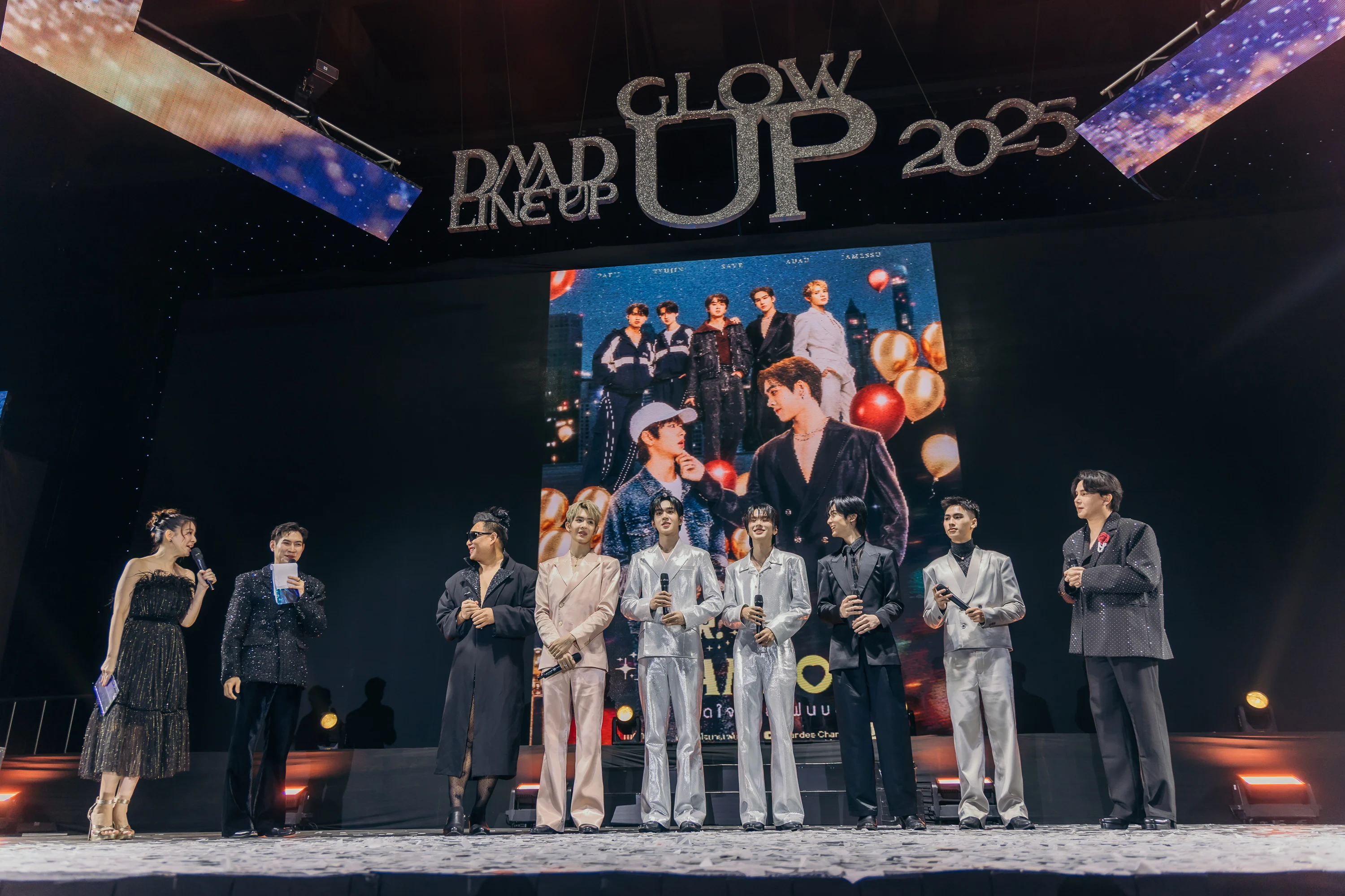 ‘DOMUNDI’ เสิร์ฟความยิ่งใหญ่ในงาน DMD LINE UP 2025+ ‘GLOW UP’