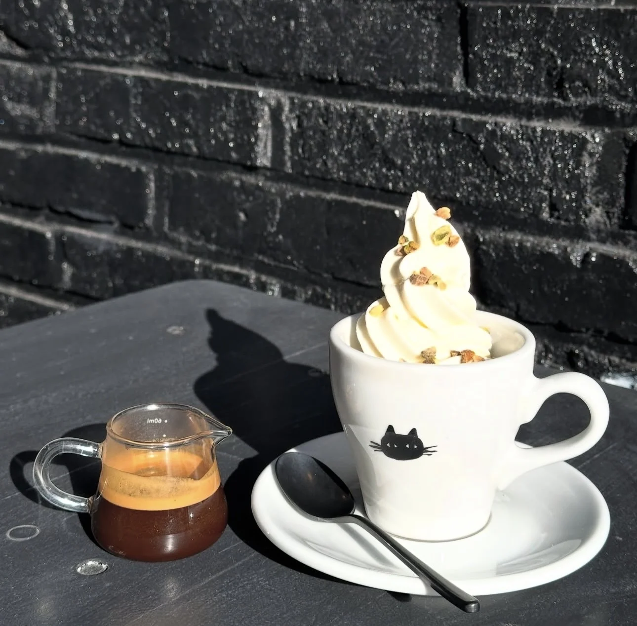 “รวยไม่หยุด กรุ๊ป” เตรียมส่งแบรนด์ขนมดังจากเกาหลี “Standard Bun” ลุย ...