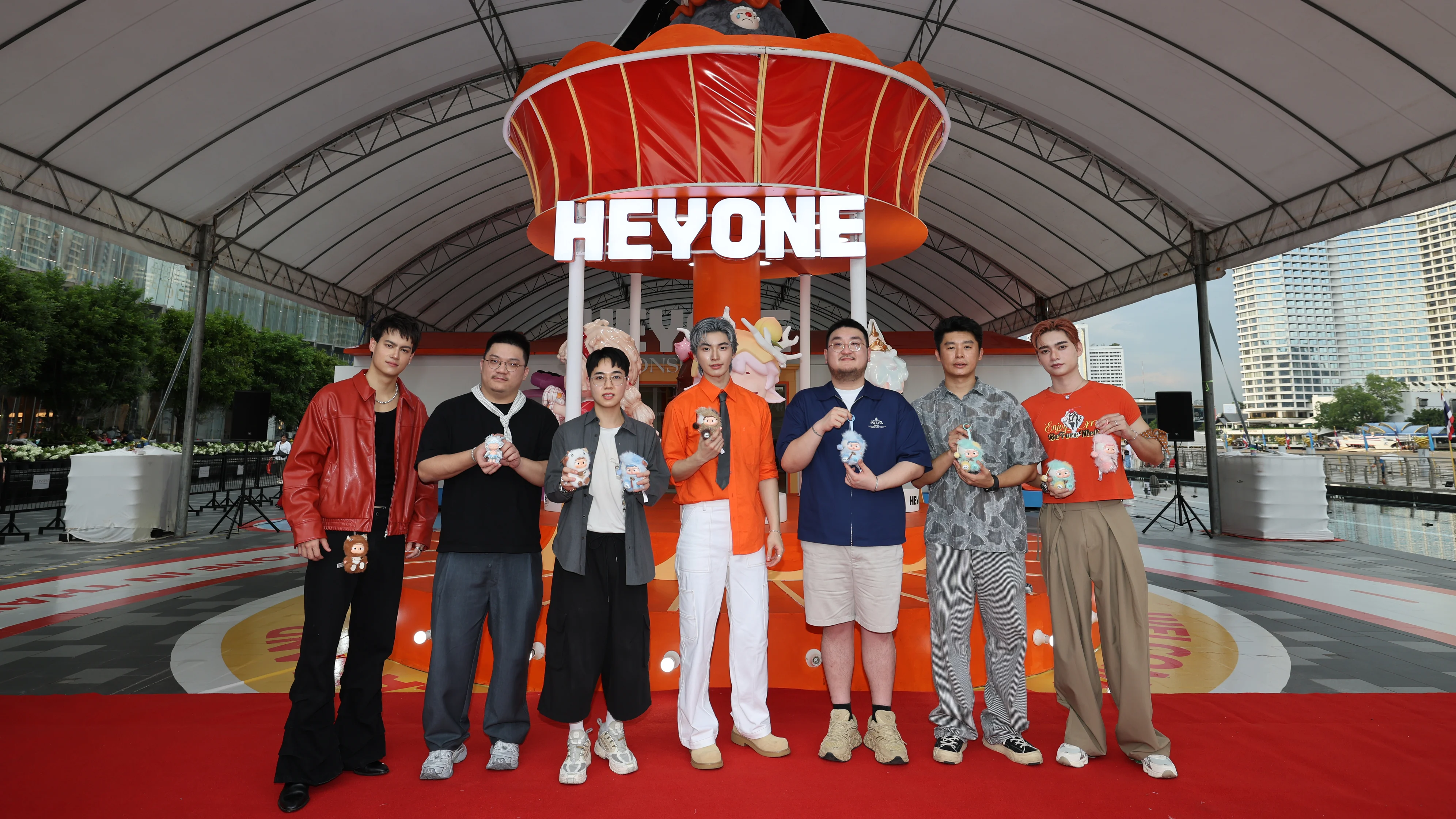 ไอคอนสยาม จับมือ HEYONE และ MORE THAN ARTS & TOYS เปิด “HEYDAY PLAYLAND ...